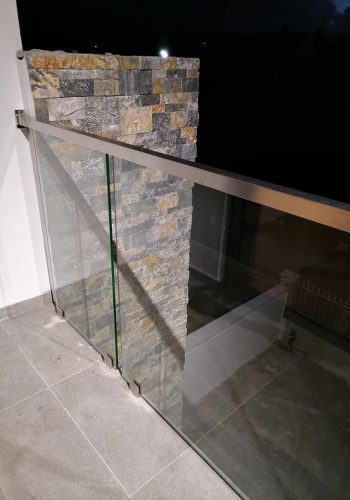 Glass balustrade – Medis